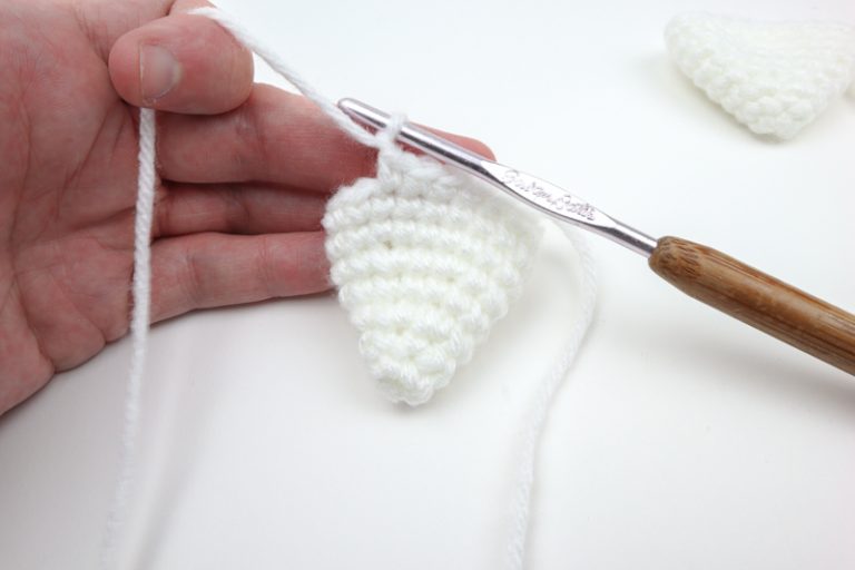 Free Crochet Tooth Amigurumi Pattern - Knot Bad